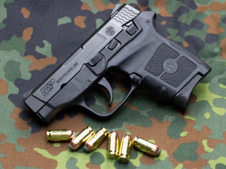 Smith and Wesson Bodyguard 380 Review | Tested by a SWAT Cop